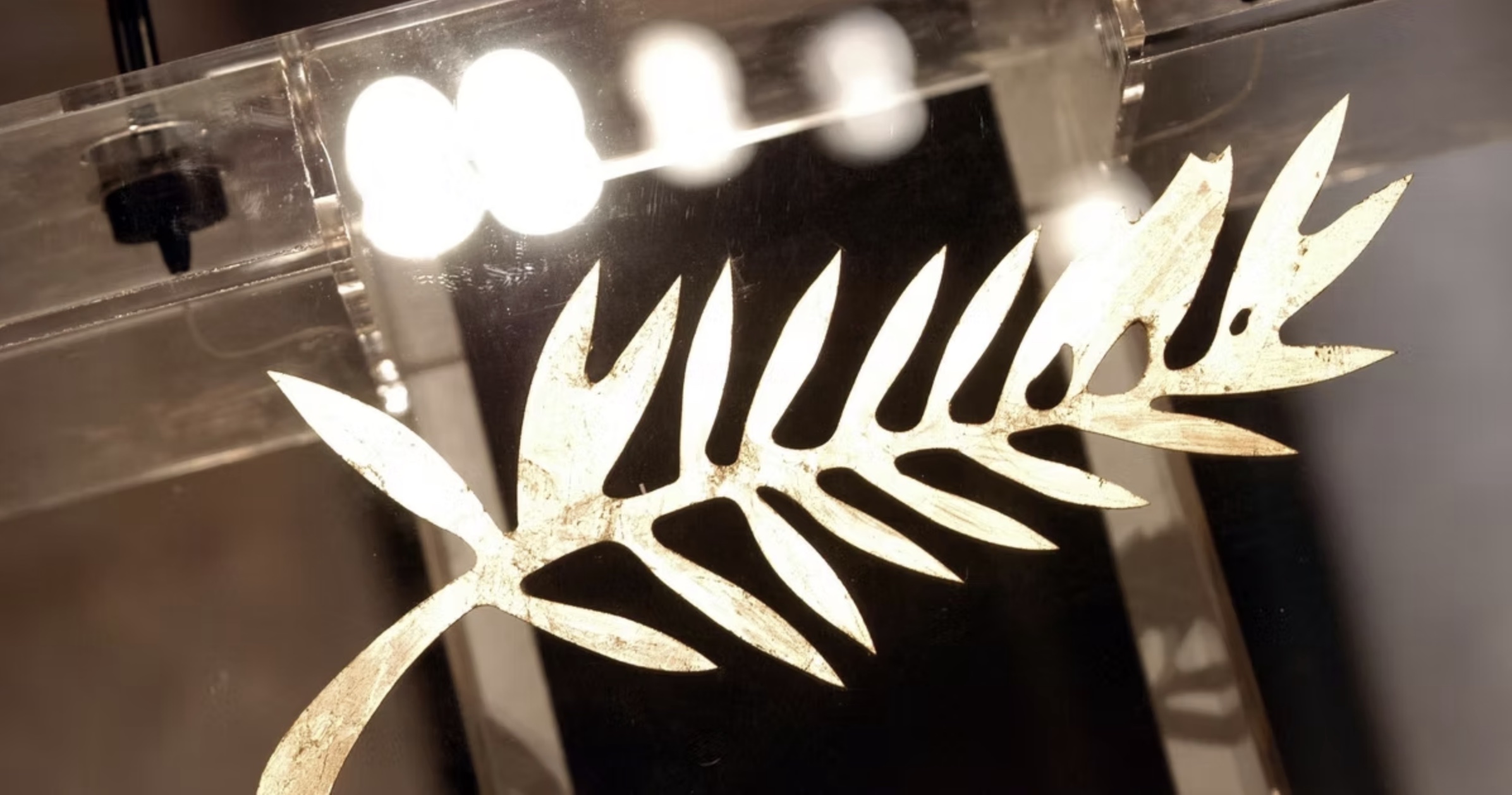 10 mei 2000 – 13 mei 2025: vandaag 25 jaar geleden betrad Cannes het ...